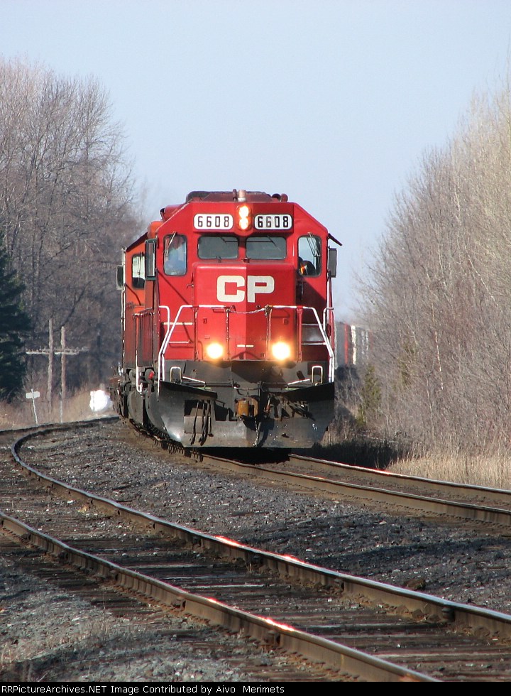 CP 6608 at Spicer Siding